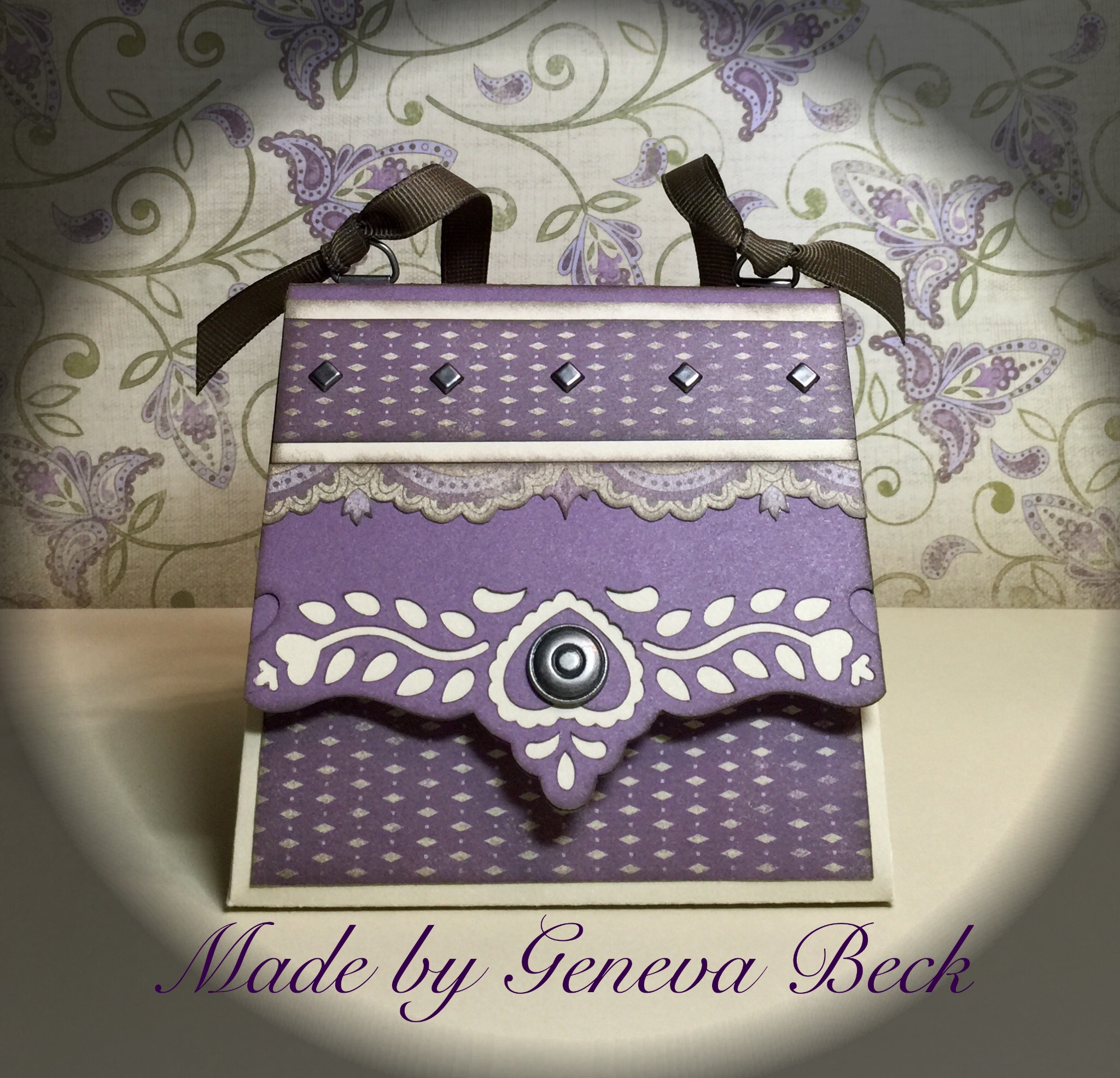 Gift Box Purse in Purple | Paper Beads And Lace
